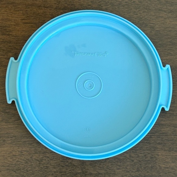 Tupperware | Kitchen | Tupperware Tuppertoys Frozen Characters Cake ...